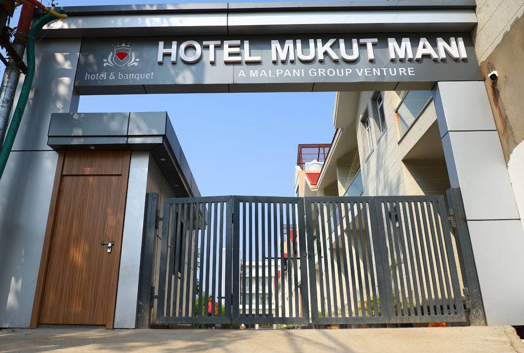 About us – Hotel Mukut Mani